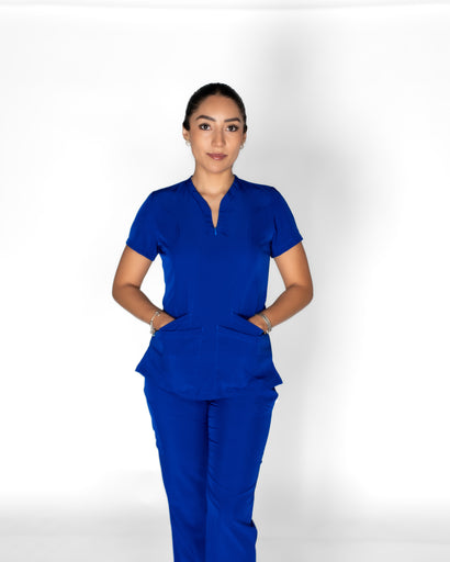 Explora el Modelo Discovey Para Mujer - El Scrub de Alta Gama Con Tela ...